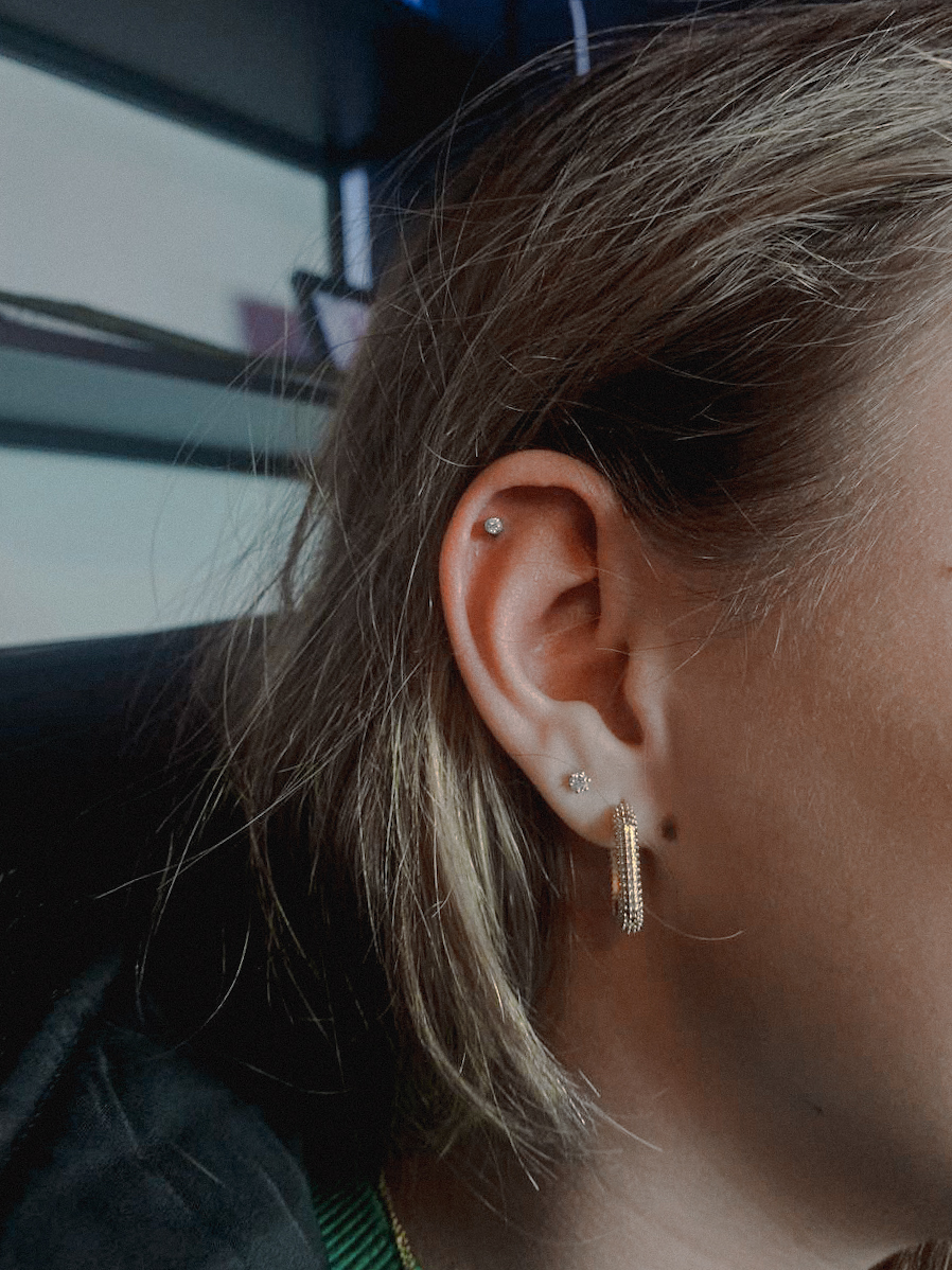 Piercing Artist Darina Sokolova - VeAn Germany